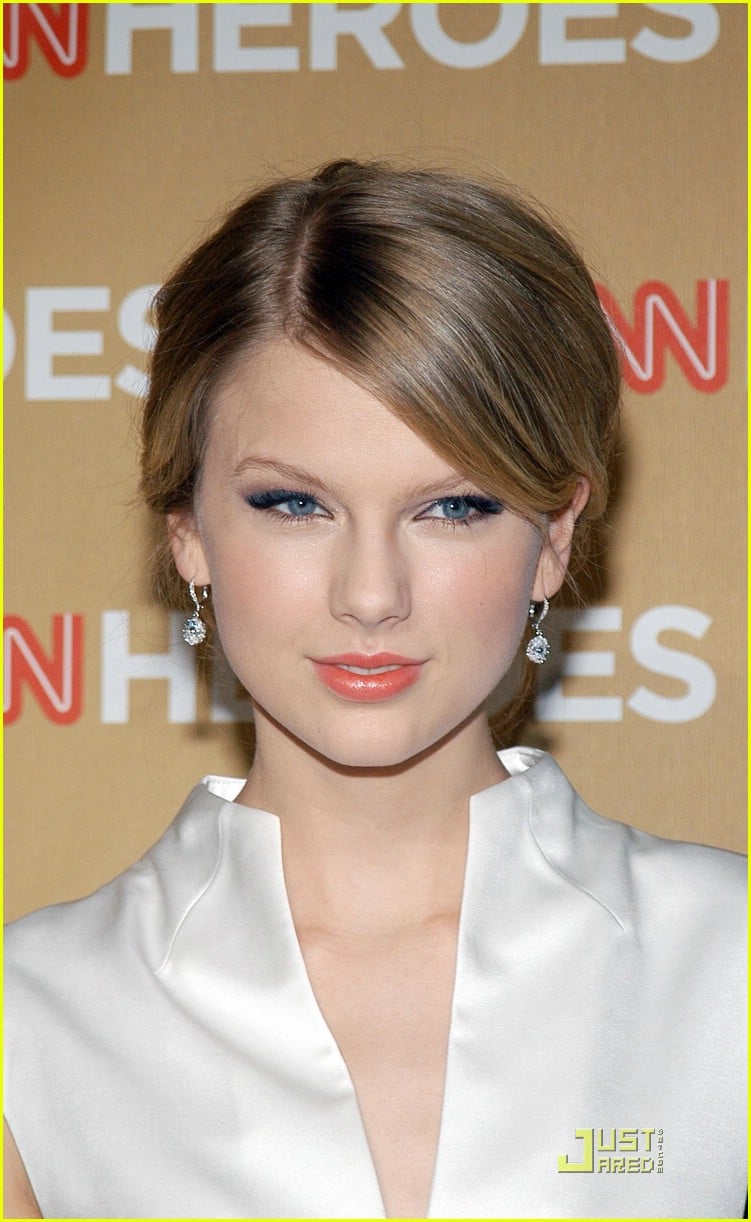 Taylor Swift is a CNN Hero | Photo 13691 - Photo Gallery | Just Jared Jr.