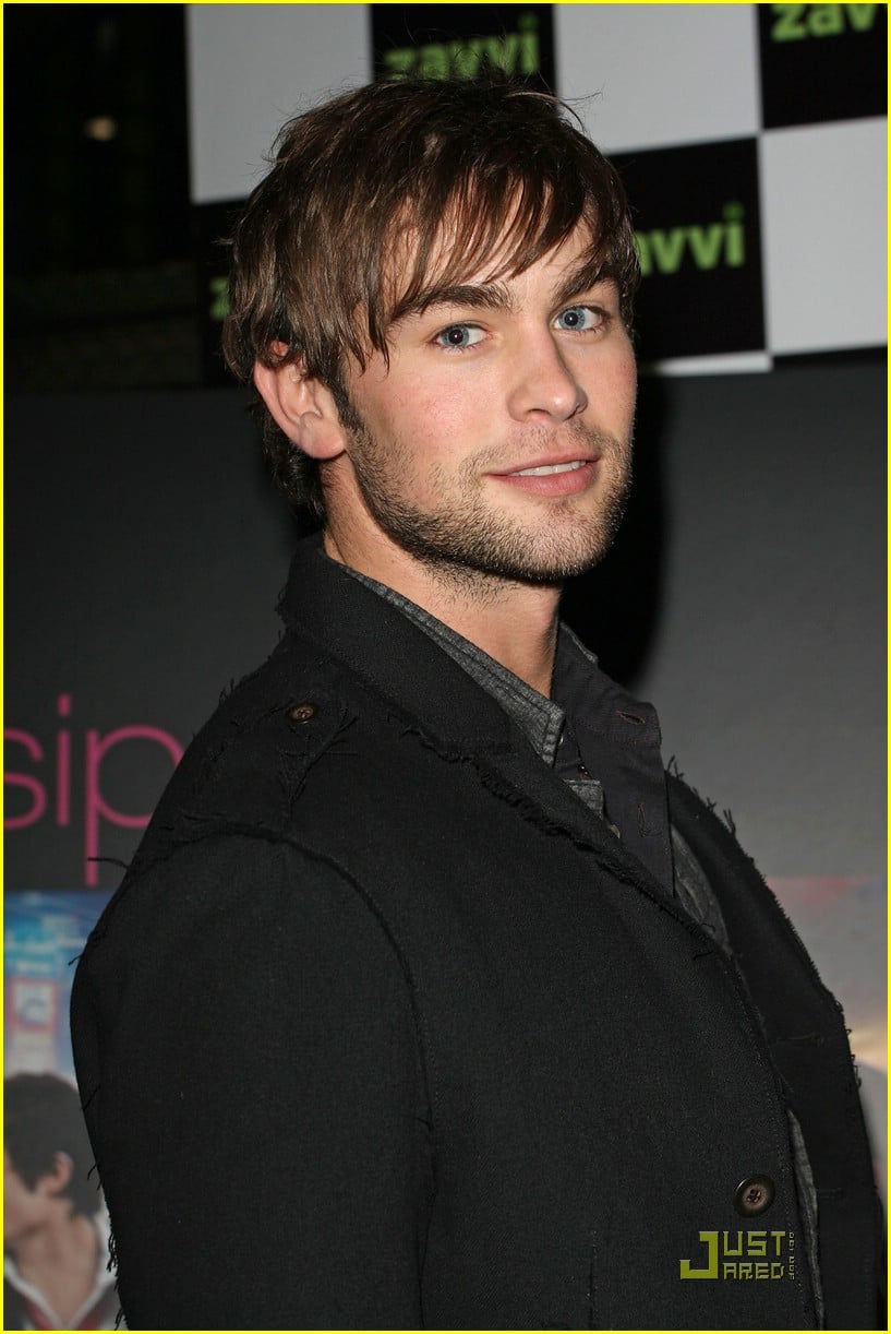 Chace Crawford Lights Up Oxford Street | Photo 6431 - Photo Gallery ...