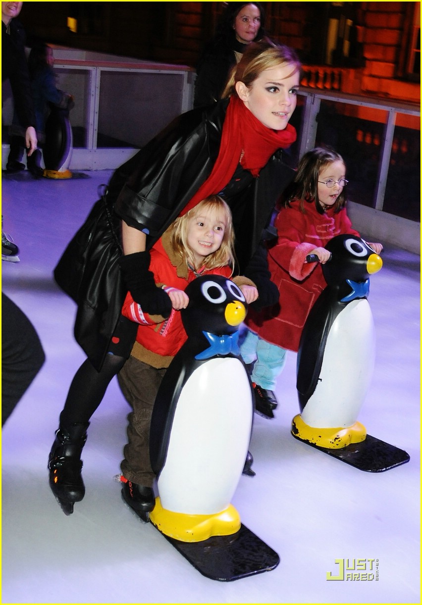 Emma Watson is a Penguin Pusher | Photo 9761 - Photo Gallery | Just ...