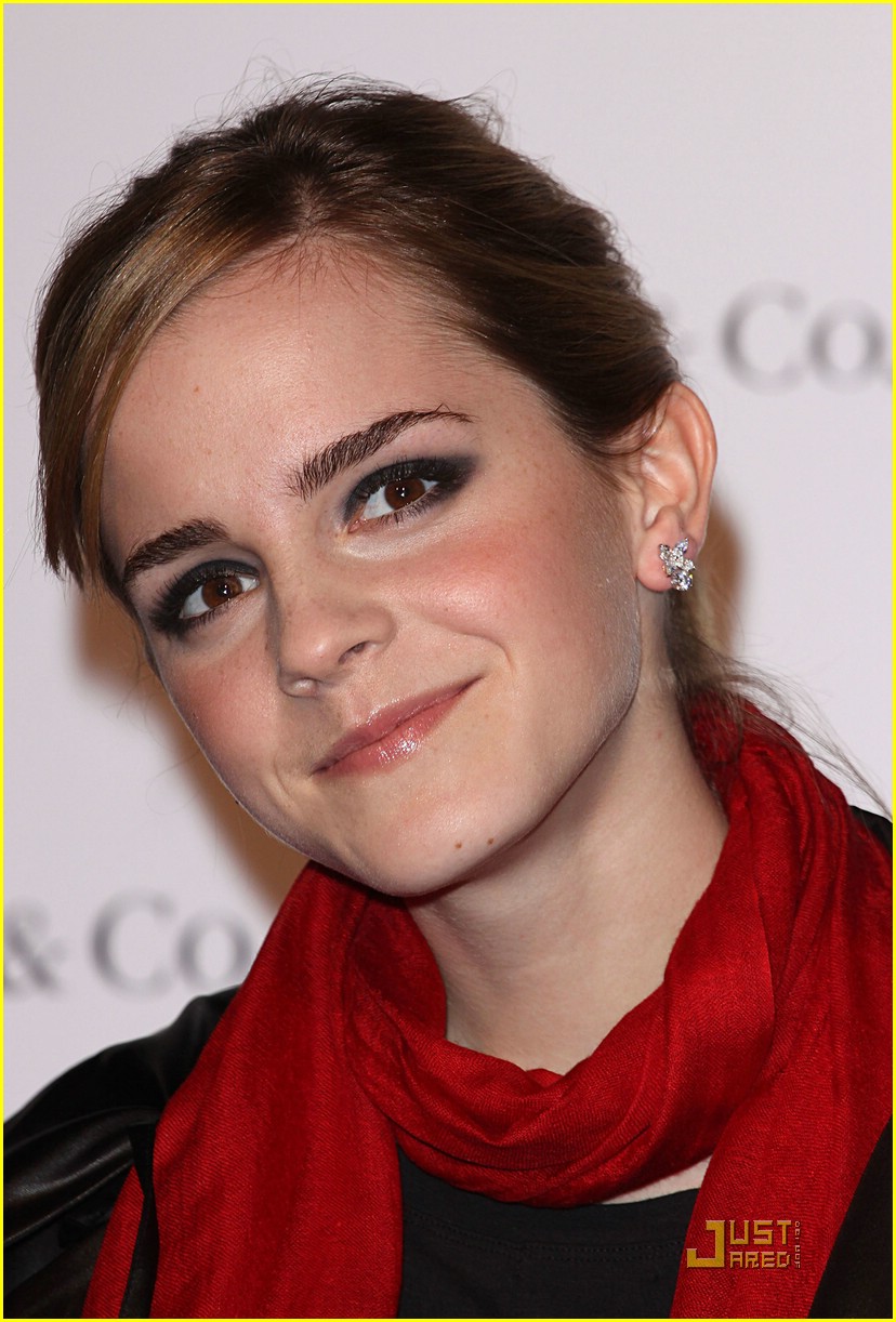 Emma Watson is a Penguin Pusher | Photo 9801 - Photo Gallery | Just ...