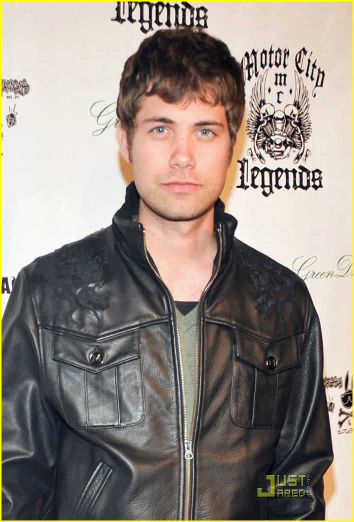 Drew Seeley Gives Back to Music | Photo 31761 - Photo Gallery | Just ...