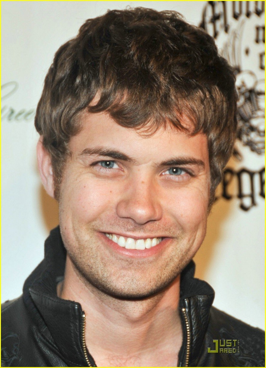 Drew Seeley Gives Back to Music | Photo 31801 - Photo Gallery | Just ...