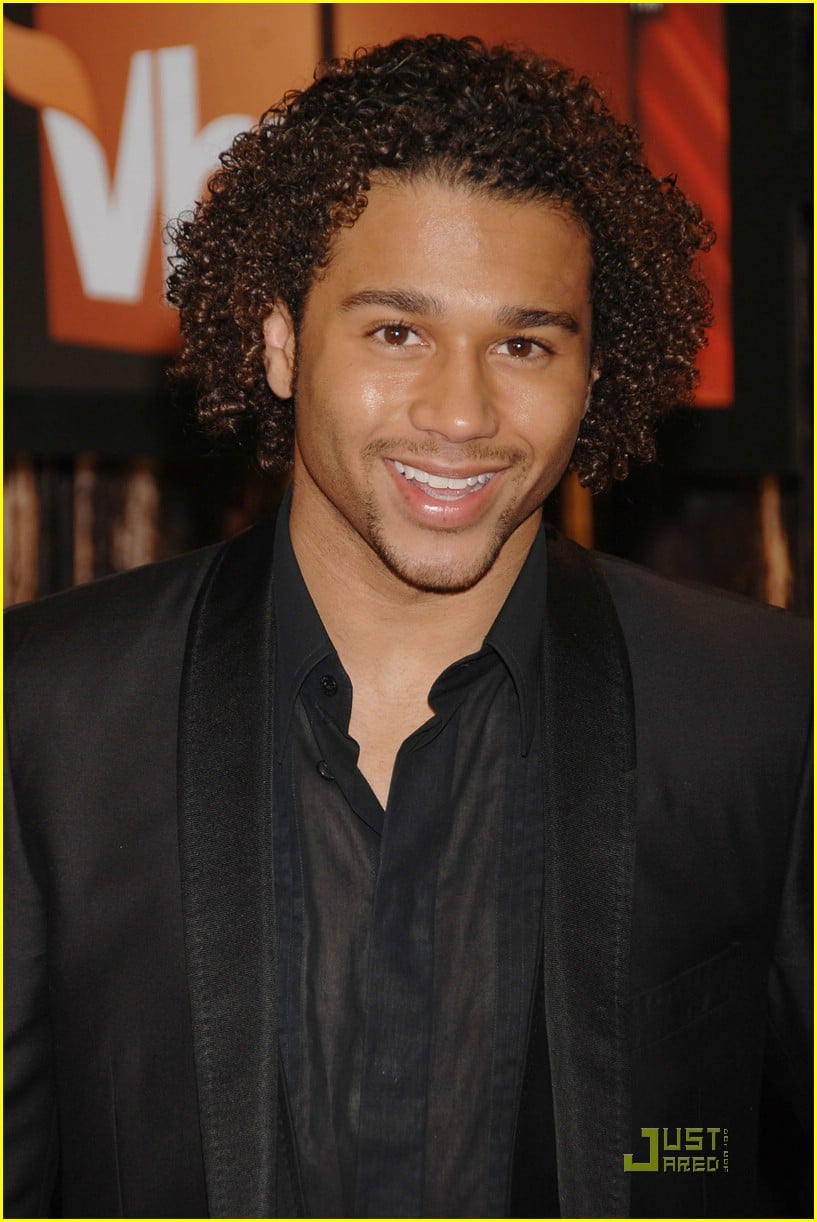 Full Sized Photo of corbin bleu critics choice 08 | Corbin Bleu is the ... Full Sized Photo of corbin bleu critics choice 08 | Corbin Bleu is the ...