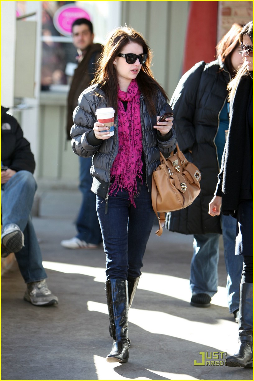 Emma Roberts is Pink Scarf Pretty | Photo 53411 - Photo Gallery | Just ...