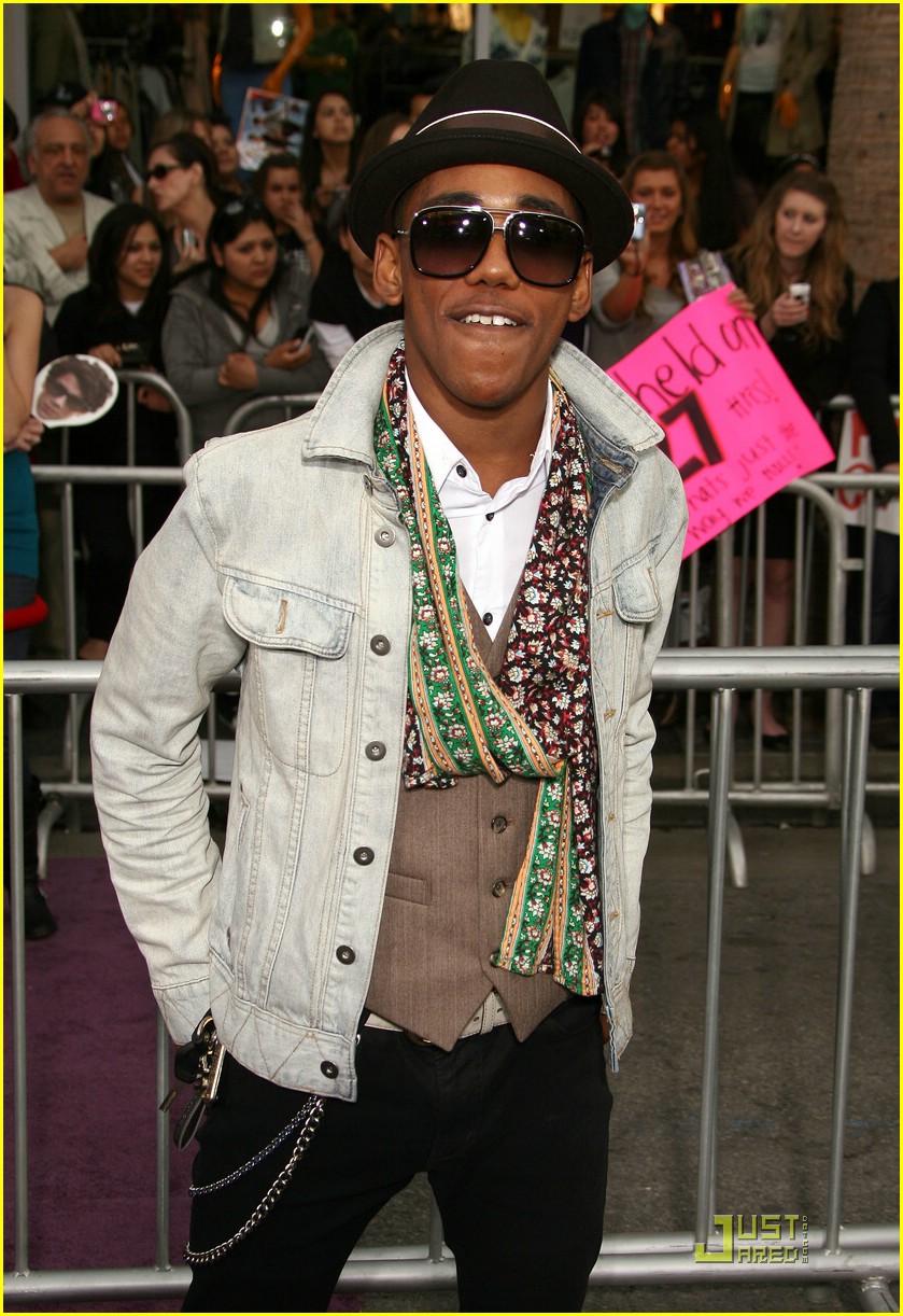 Brandon Smith is Fedora Fresh | Photo 84761 - Photo Gallery | Just ...