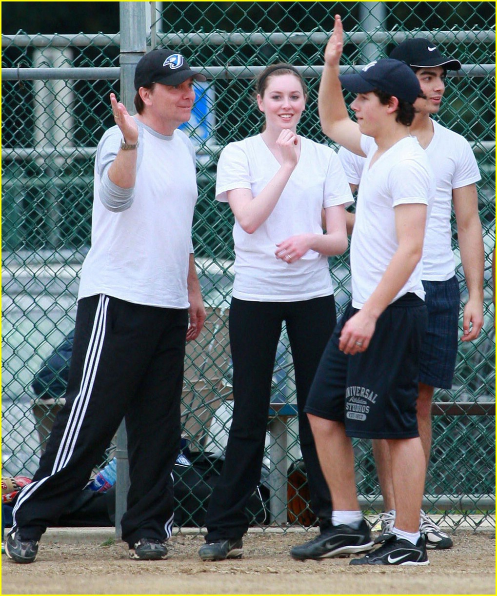 The Jonas Brothers Batter Up | Photo 79941 - Photo Gallery | Just Jared Jr.