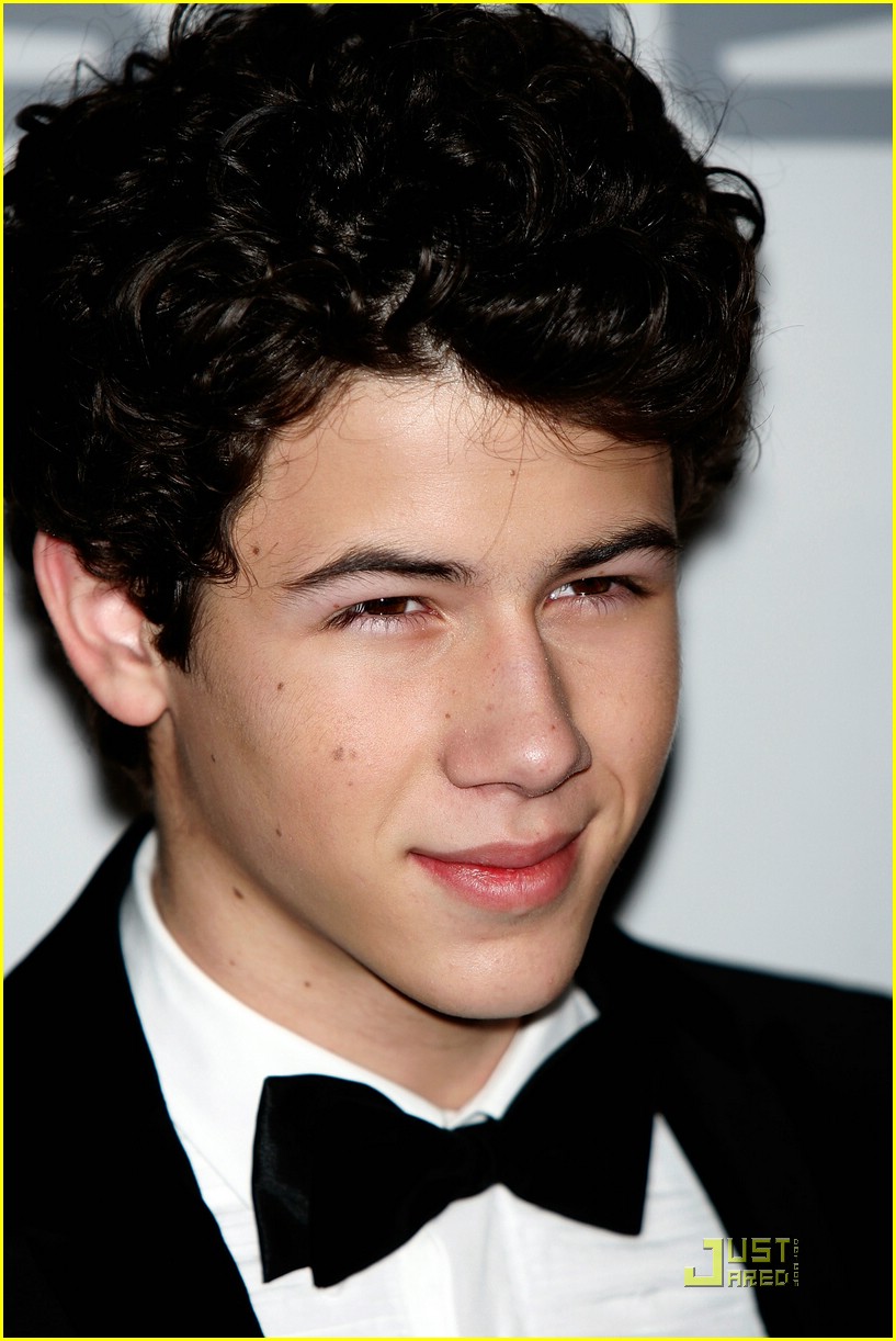 The Jonas Brothers Honor Clive Davis | Photo 66831 - Photo Gallery ...