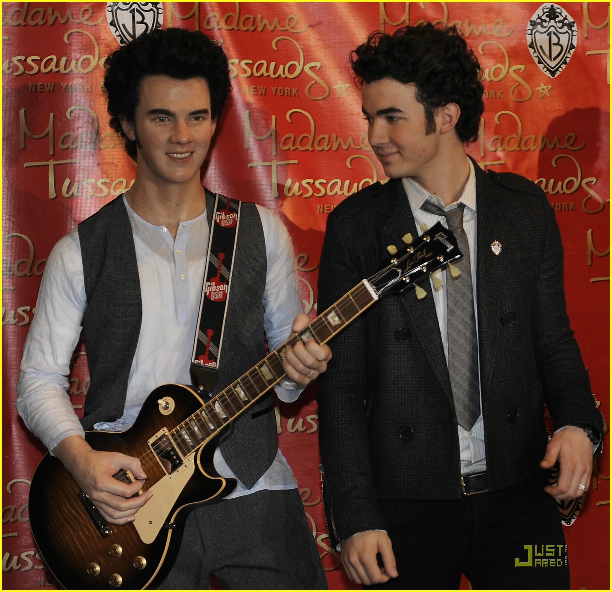 The Jonas Brothers Get Waxed | Photo 71801 - Photo Gallery | Just Jared Jr.
