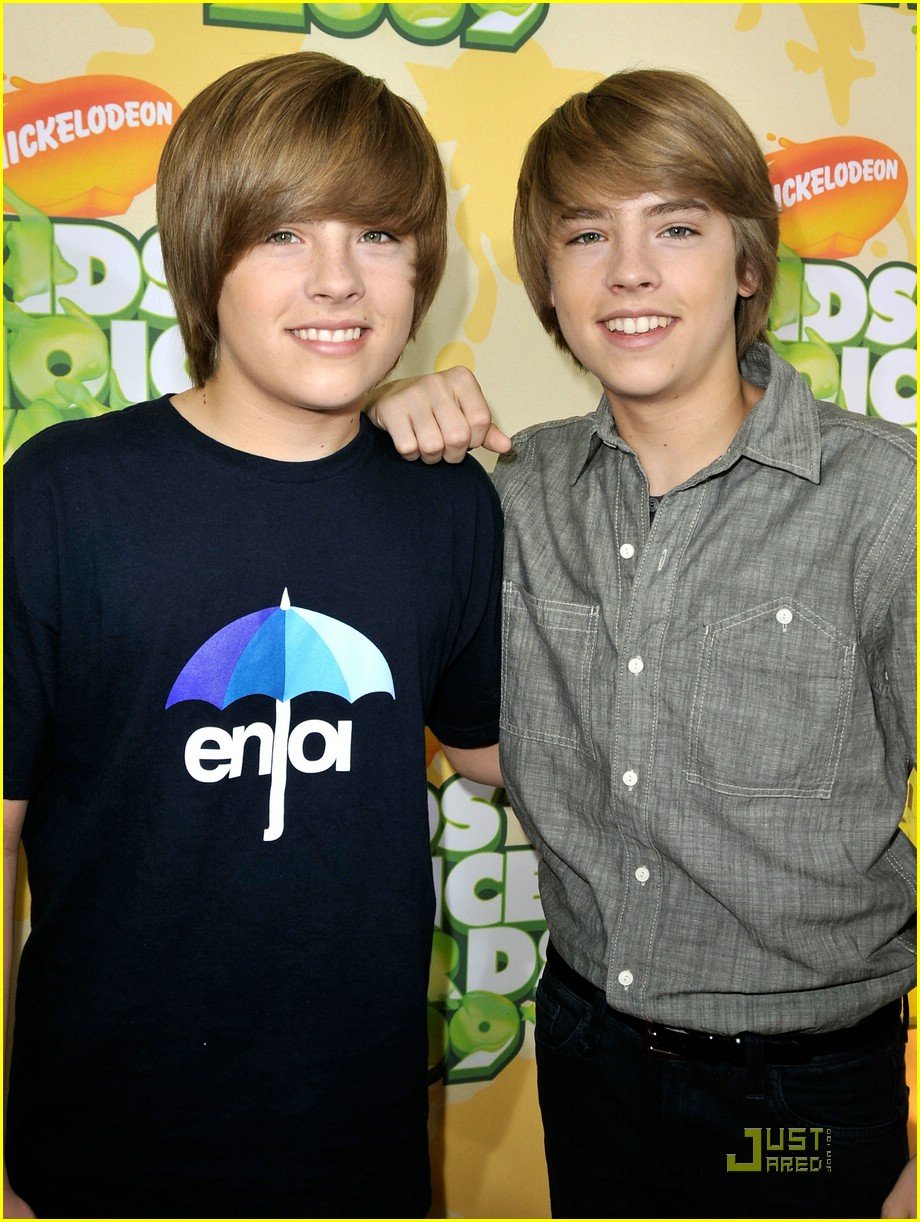 Dylan Sprouse Wins Fave TV Actor! | Photo 112281 - Photo Gallery | Just ...