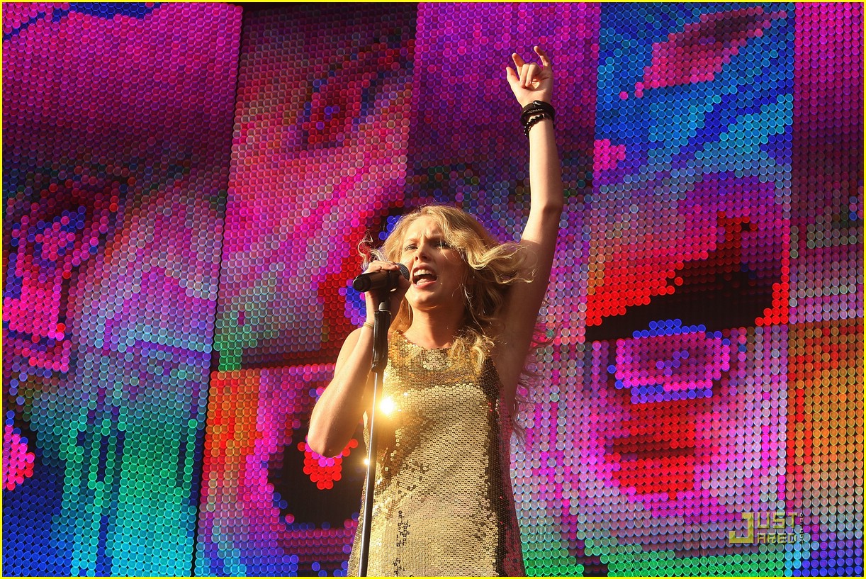 Full Sized Photo of taylor swift sound relief 17 | Taylor Swift Sings ...