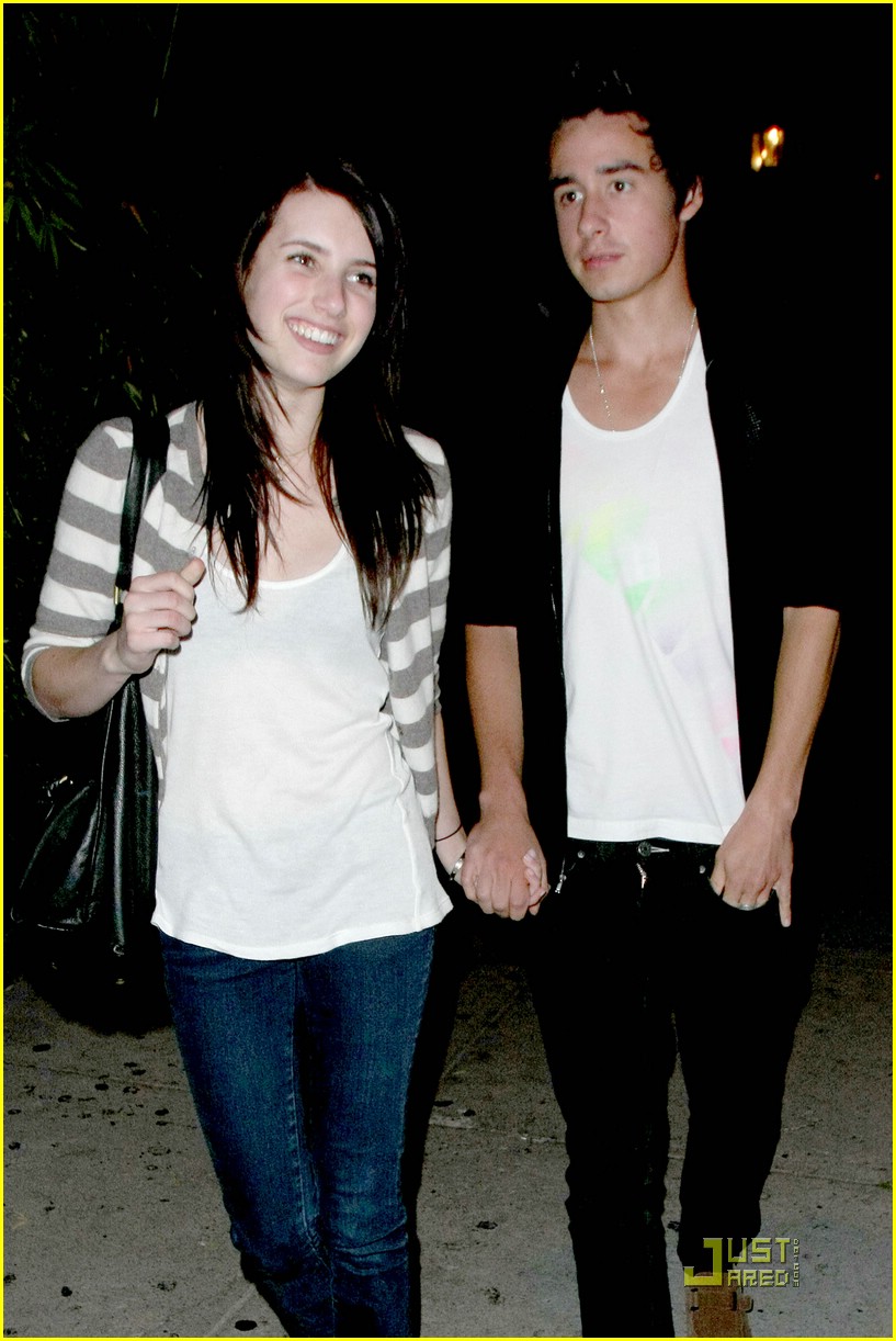 Emma Roberts is Koi Cute | Photo 138131 - Photo Gallery | Just Jared Jr.