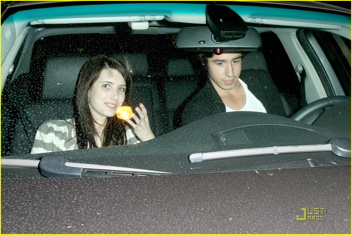 Emma Roberts is Koi Cute | Photo 138201 - Photo Gallery | Just Jared Jr.