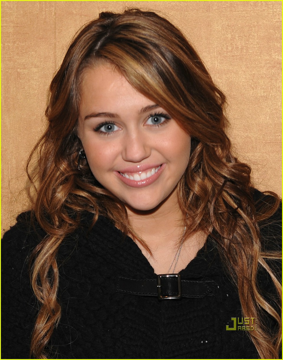 JustJaredJr.com Hannah Montana Screening! | Photo 122381 - Photo ...