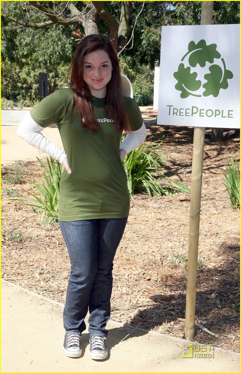 Olesya Rulin is TreePeople Terrific | Photo 131931 - Photo Gallery ...
