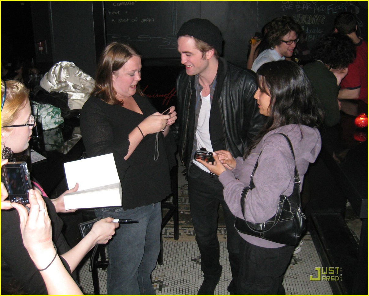 Robert Pattinson: Sage and The Dills Supporter | Photo 133431 - Photo ...