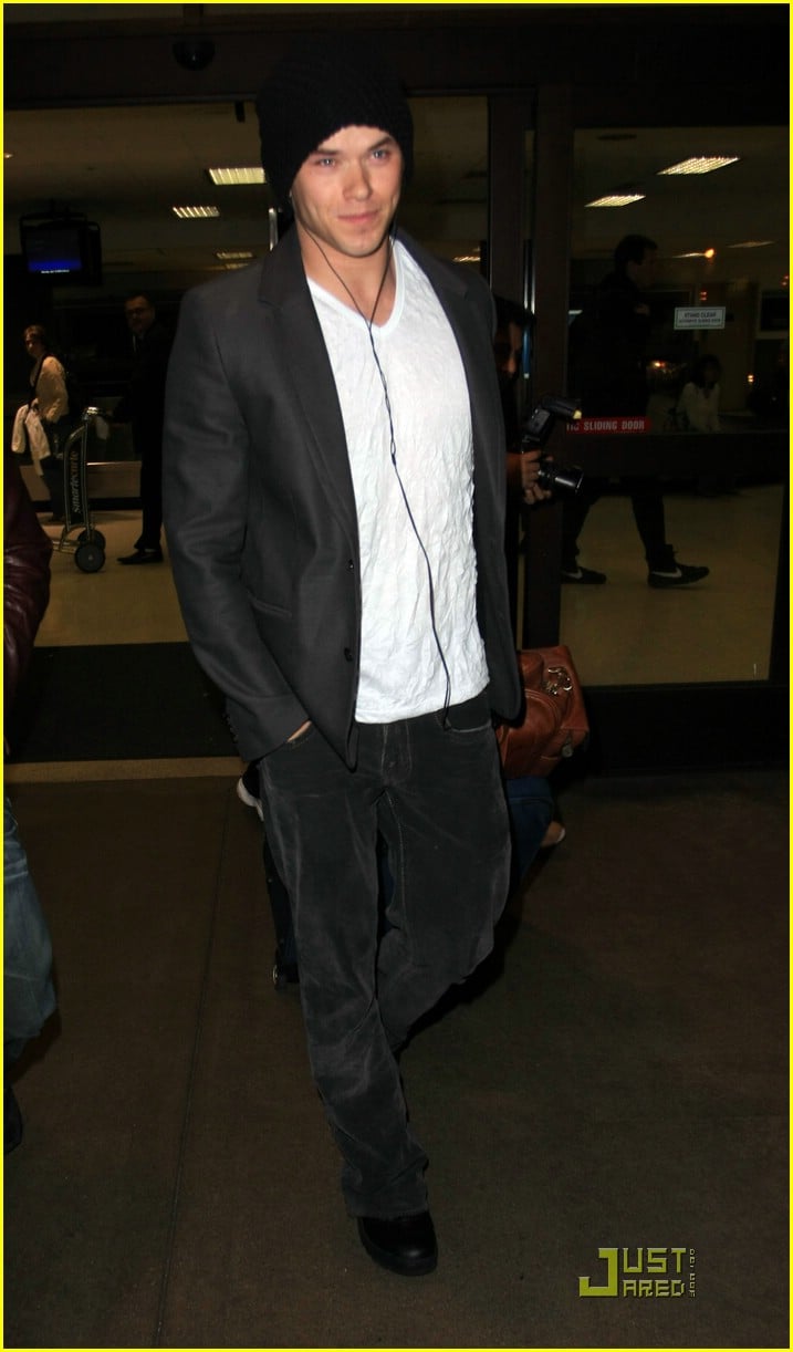 Robert Pattinson: Sage and The Dills Supporter | Photo 133451 - Photo ...