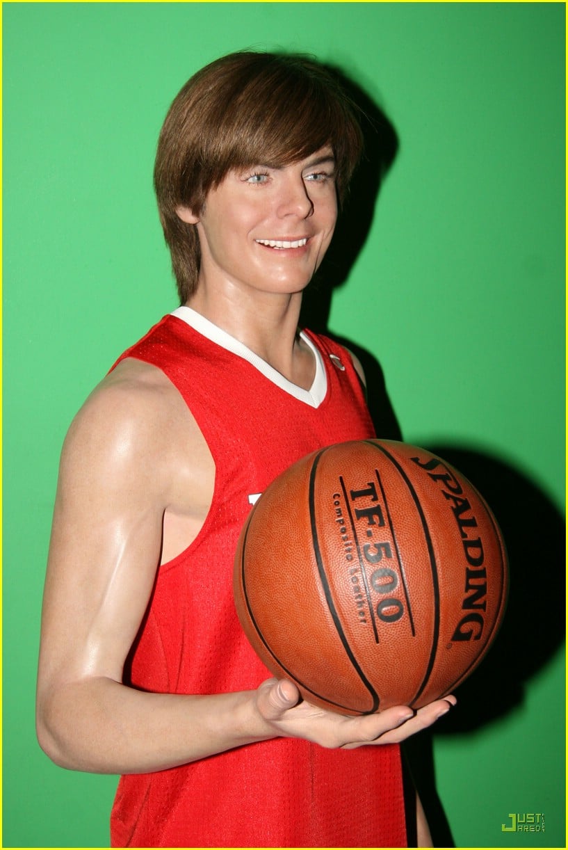 Zac Efron Wax On Wax Off Photo 115411 Photo Gallery Just Jared Jr
