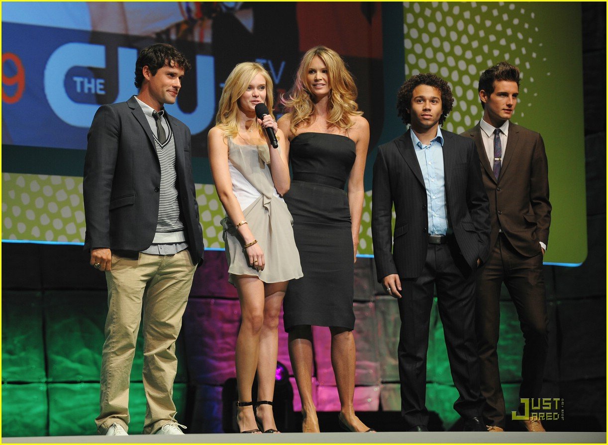 Corbin Bleu Goes Upfront | Photo 167481 - Photo Gallery | Just Jared Jr.
