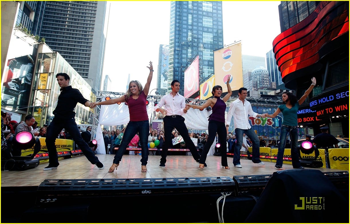 Shawn Johnson Wins Dancing!!! | Photo 166041 - Photo Gallery | Just ...