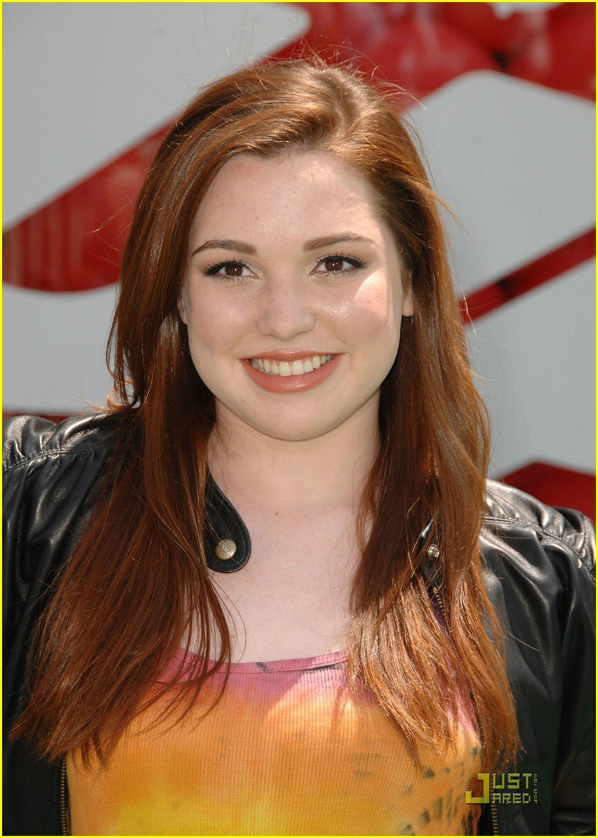 Jennifer Stone is Tie Dye Delightful | Photo 163681 - Photo Gallery ...