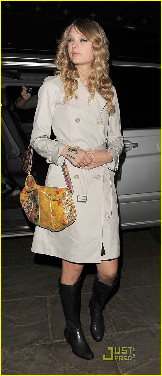 Full Sized Photo of taylor swift lucky number 21 | Taylor Swift: Lucky ...