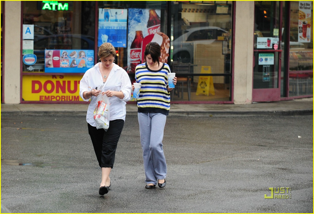 Selena Gomez is Stripe Silly | Photo 199441 - Photo Gallery | Just ...