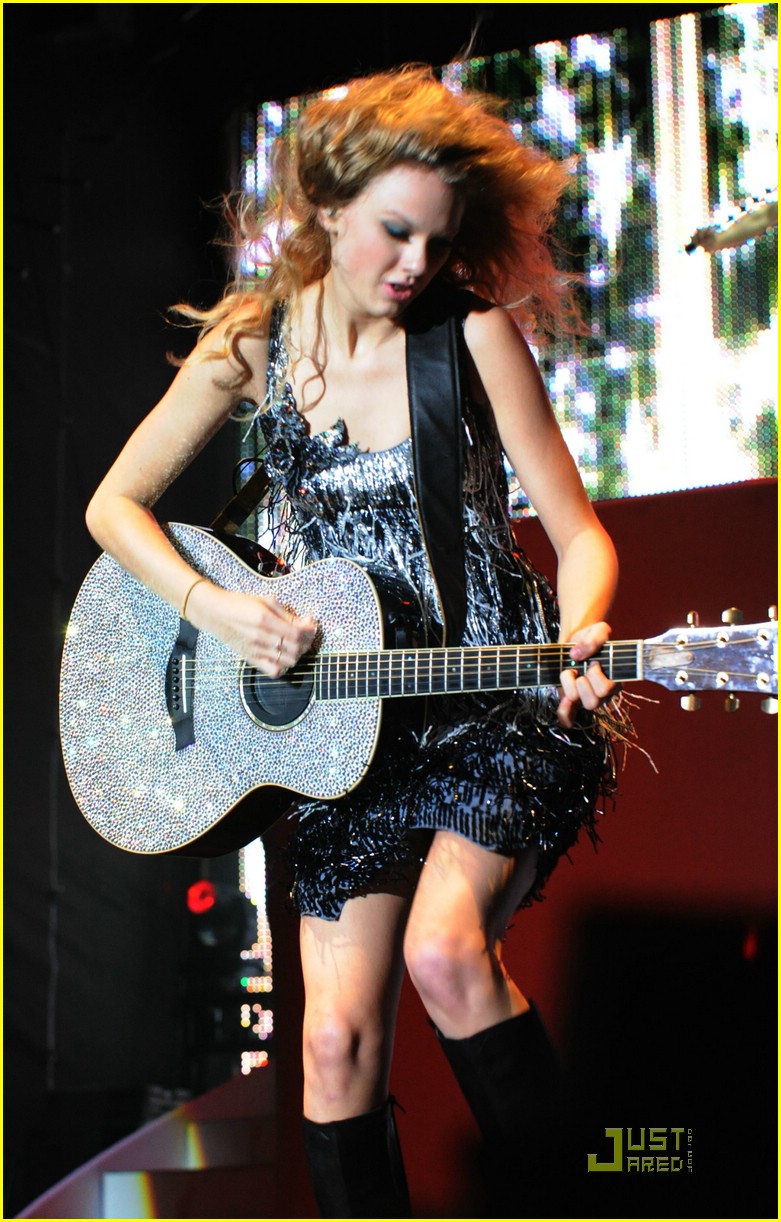 Taylor Swift is BamaJam Brilliant | Photo 182001 - Photo Gallery | Just ...