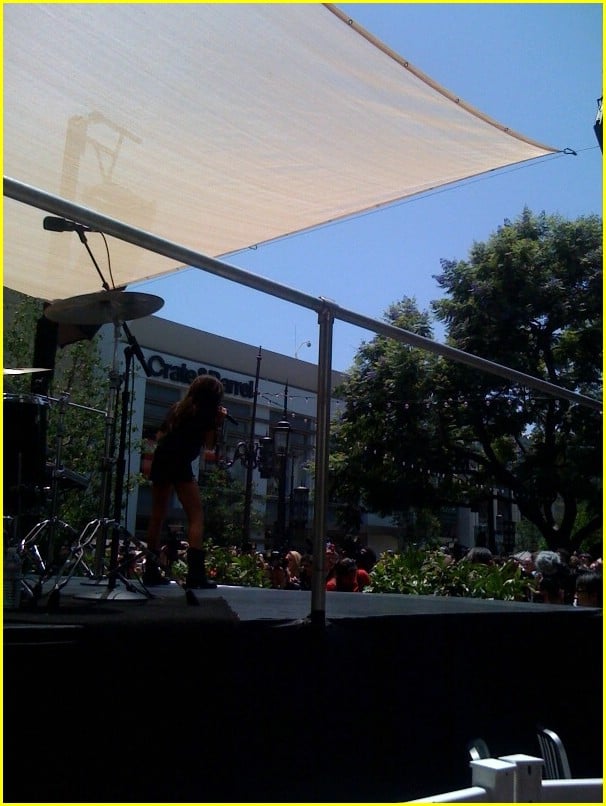 Ashley Tisdale is Grove Gorgeous | Photo 203821 - Photo Gallery | Just ...