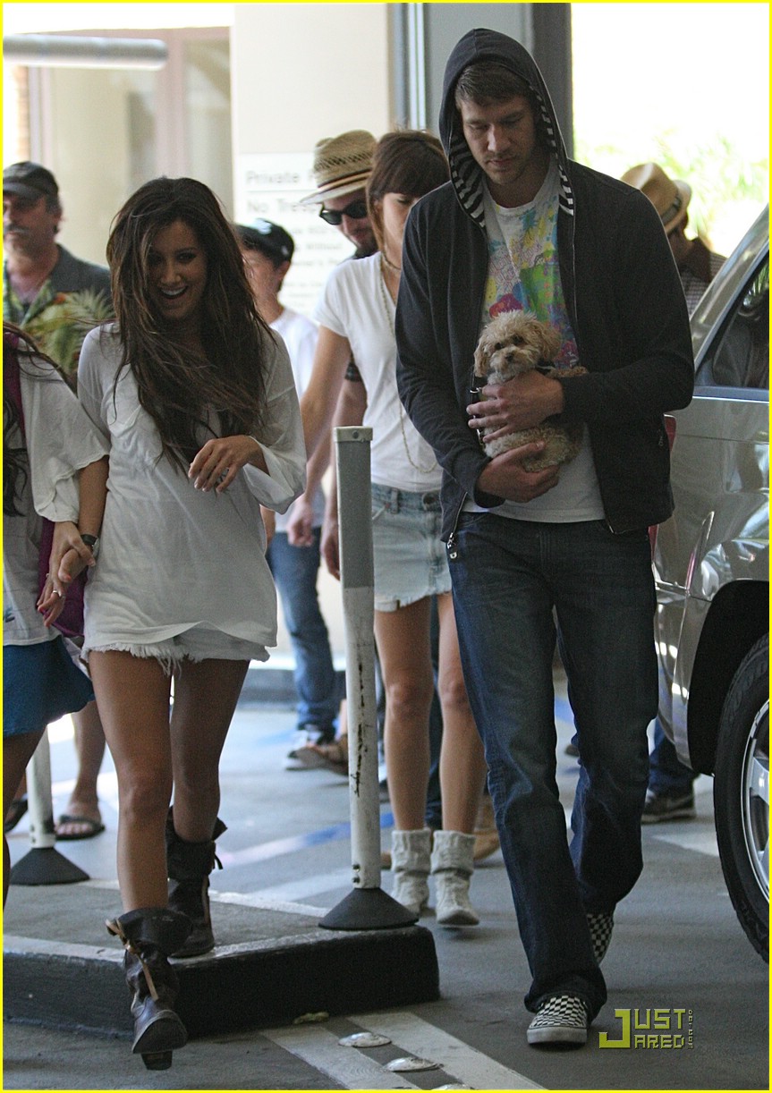 Ashley Tisdale is Grove Gorgeous | Photo 203831 - Photo Gallery | Just ...