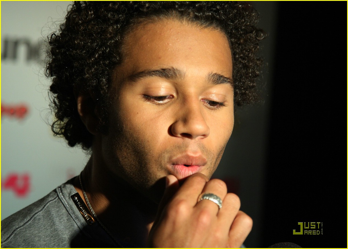 Corbin Bleu is In Tune | Photo 222201 - Photo Gallery | Just Jared Jr.