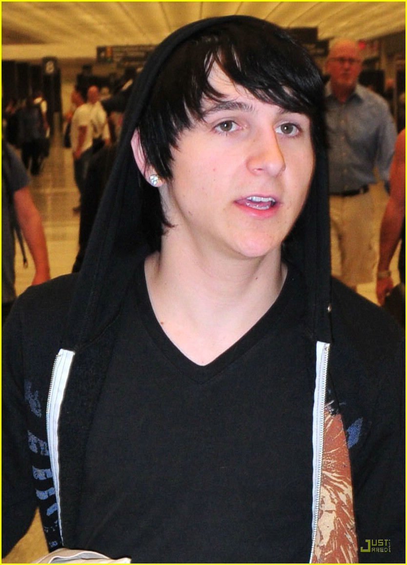 Mitchel Musso Makes it to Maryland | Photo 207711 - Photo Gallery ...
