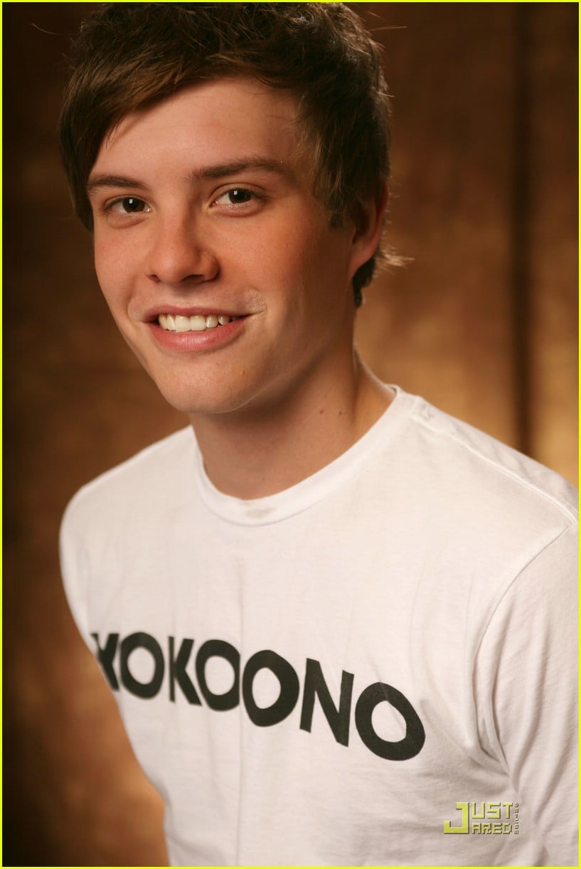 Xavier Samuel is Eclipse's Riley | Photo 219521 - Photo Gallery | Just ...