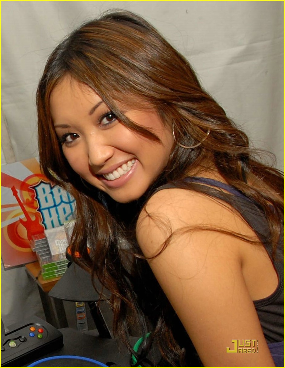 Full Sized Photo of brenda song bop it backstage 02 | Brenda Song Bops ...