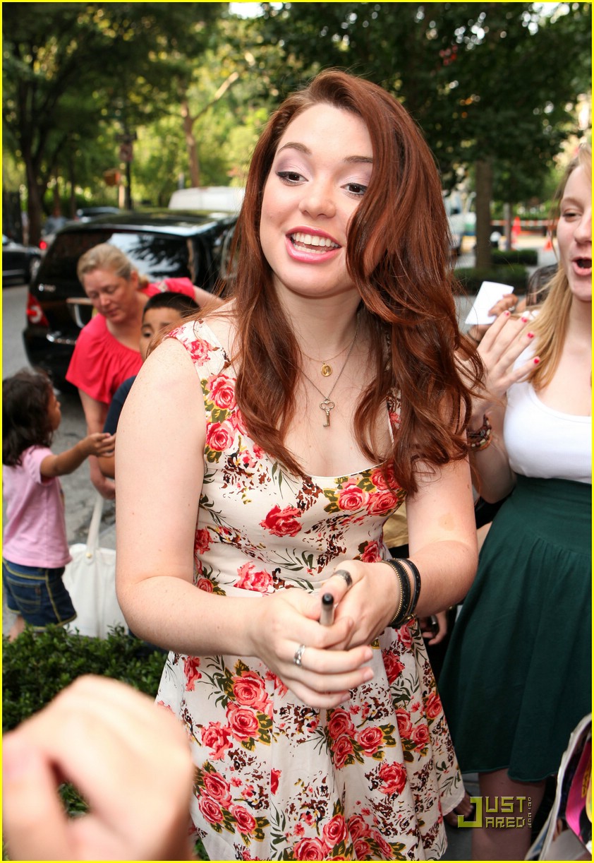 Jennifer Stone is Gramercy Gorgeous | Photo 239011 - Photo Gallery ...