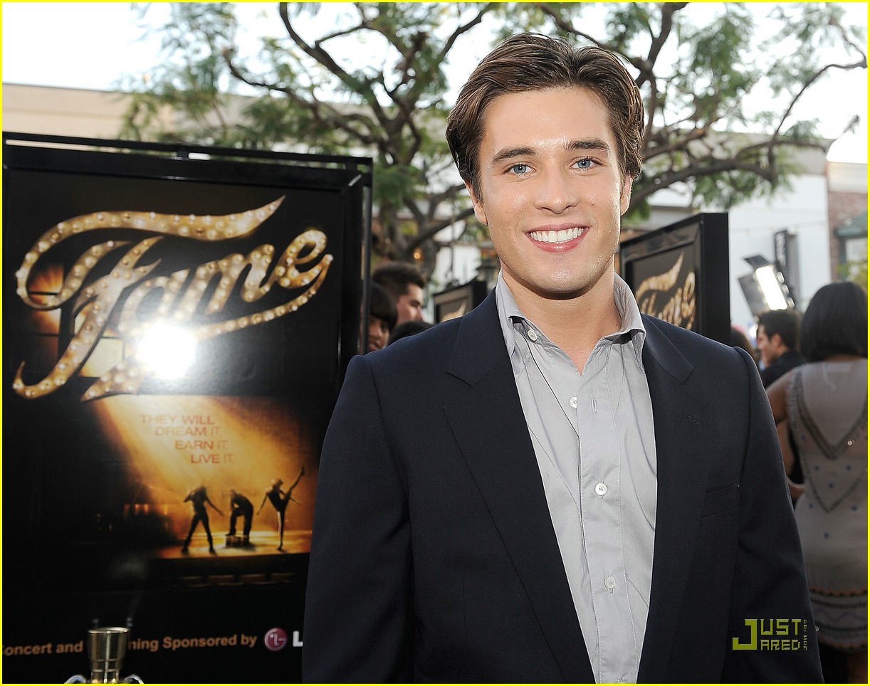 Collins Pennie & Paul McGill: Fame Friends | Photo 299051 - Photo ...