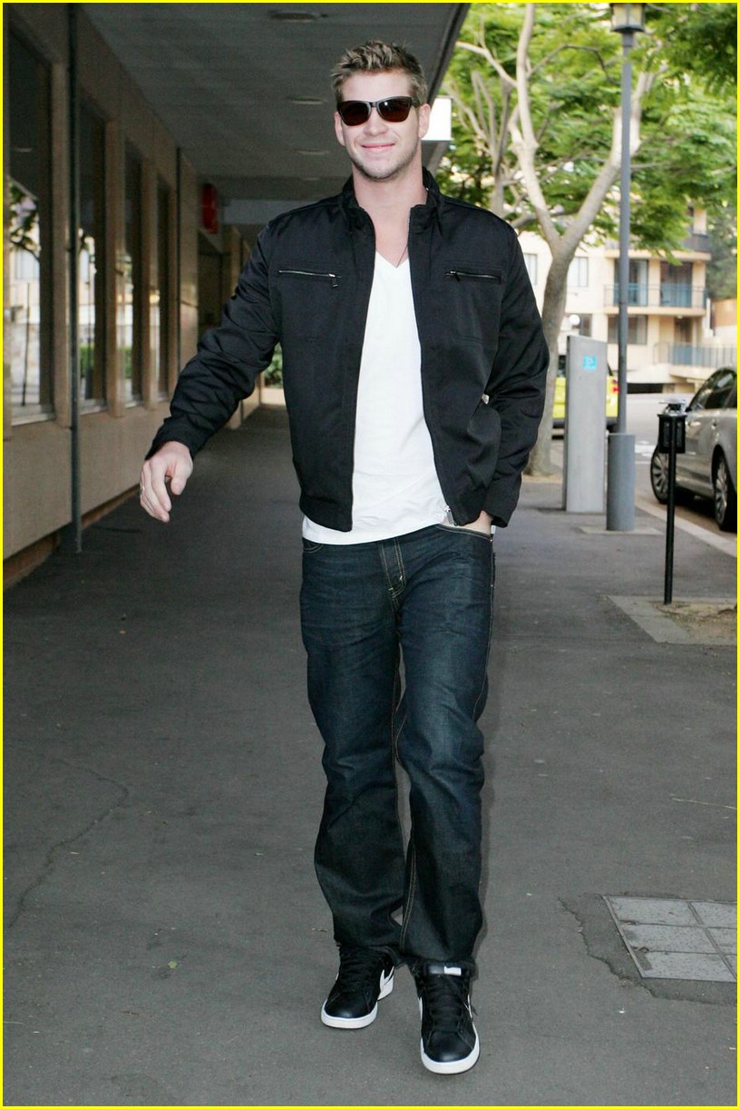 Liam Hemsworth is Nova Nifty | Photo 305421 - Photo Gallery | Just ...