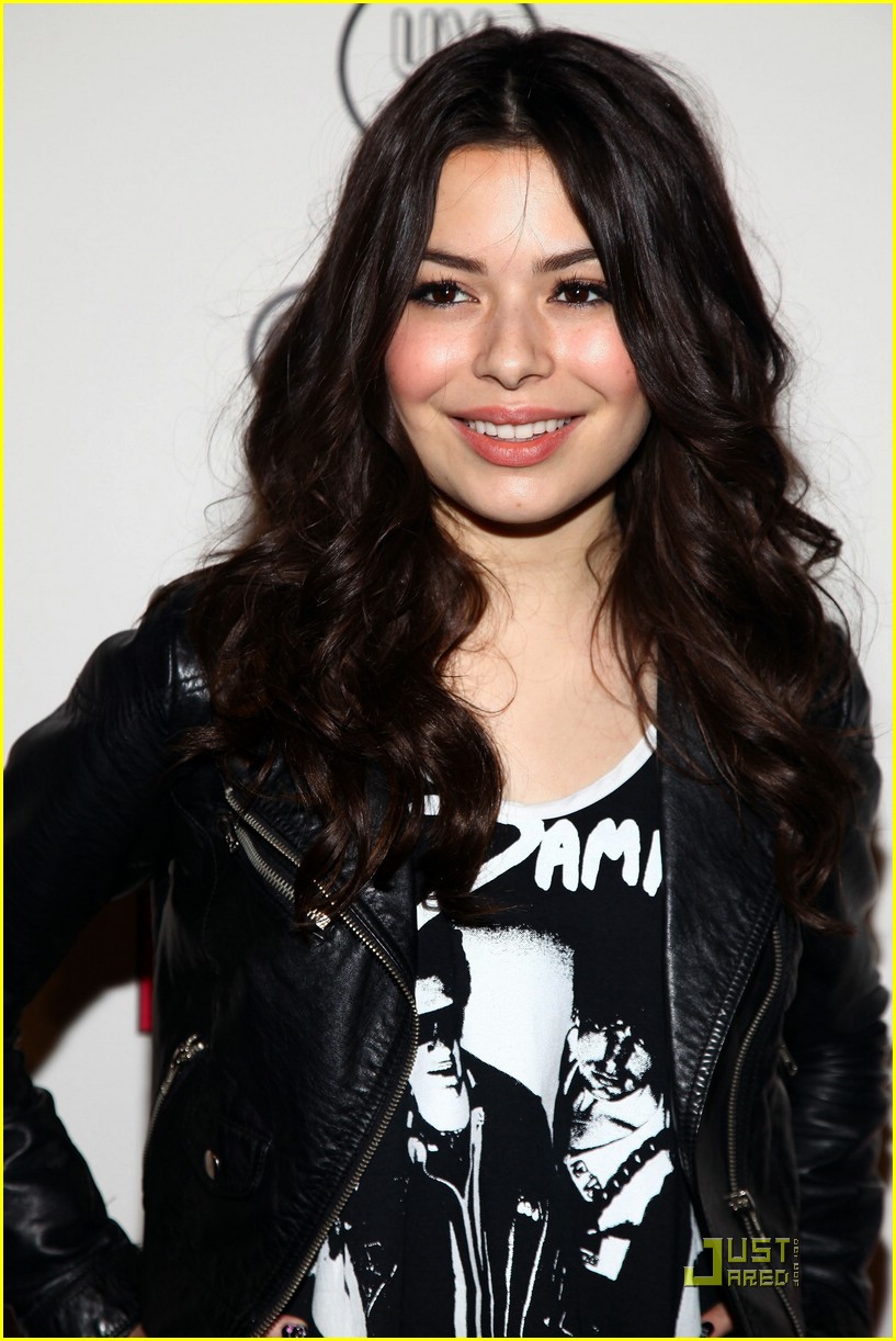 Miranda Cosgrove: True Blood Beauty | Photo 286851 - Photo Gallery ...