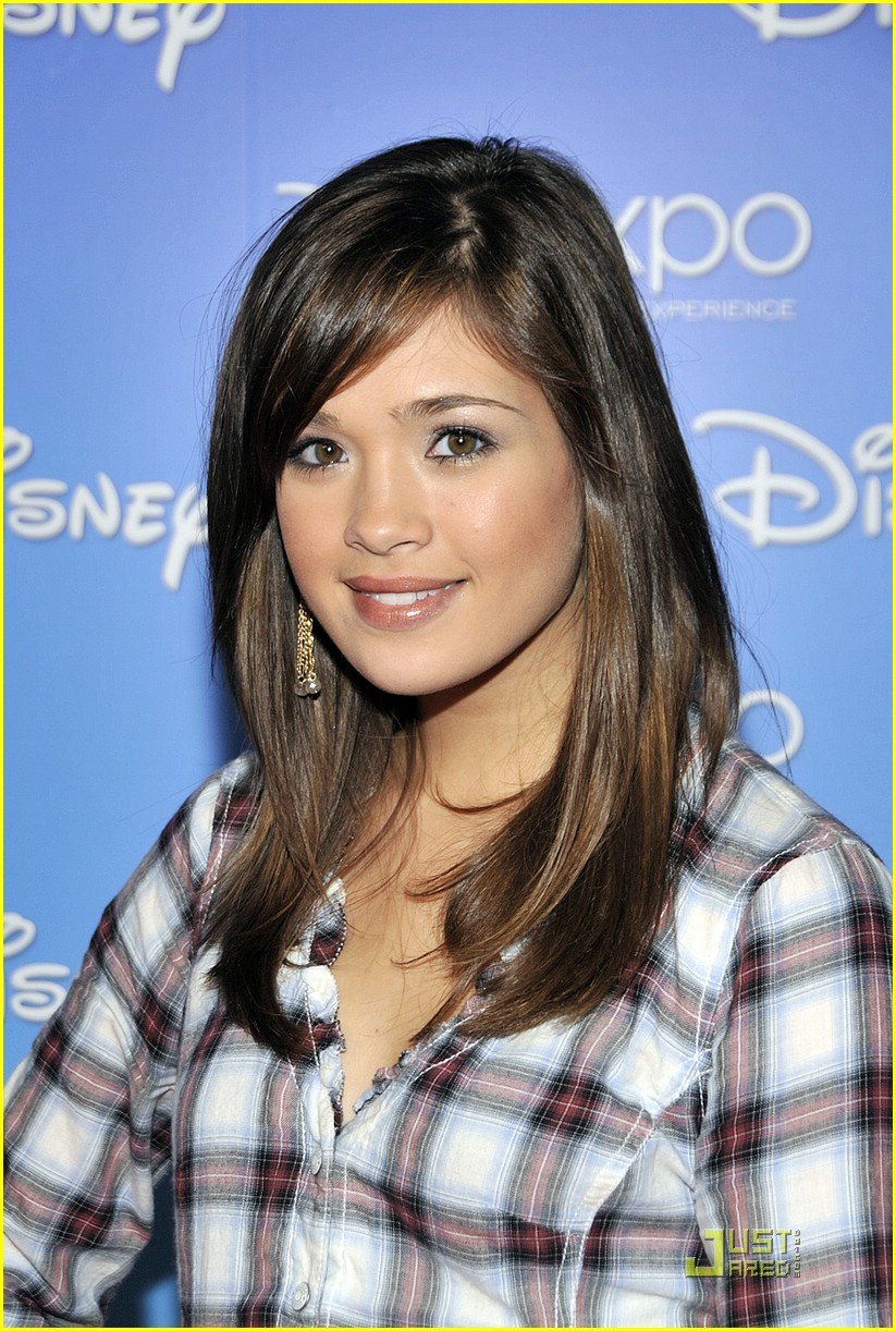 Nicole Anderson is Accused at Seventeen | Photo 286711 - Photo Gallery ...