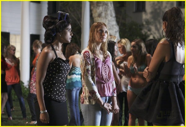 Olesya Rulin is Pilgrim Pretty | Photo 288871 - Photo Gallery | Just ...