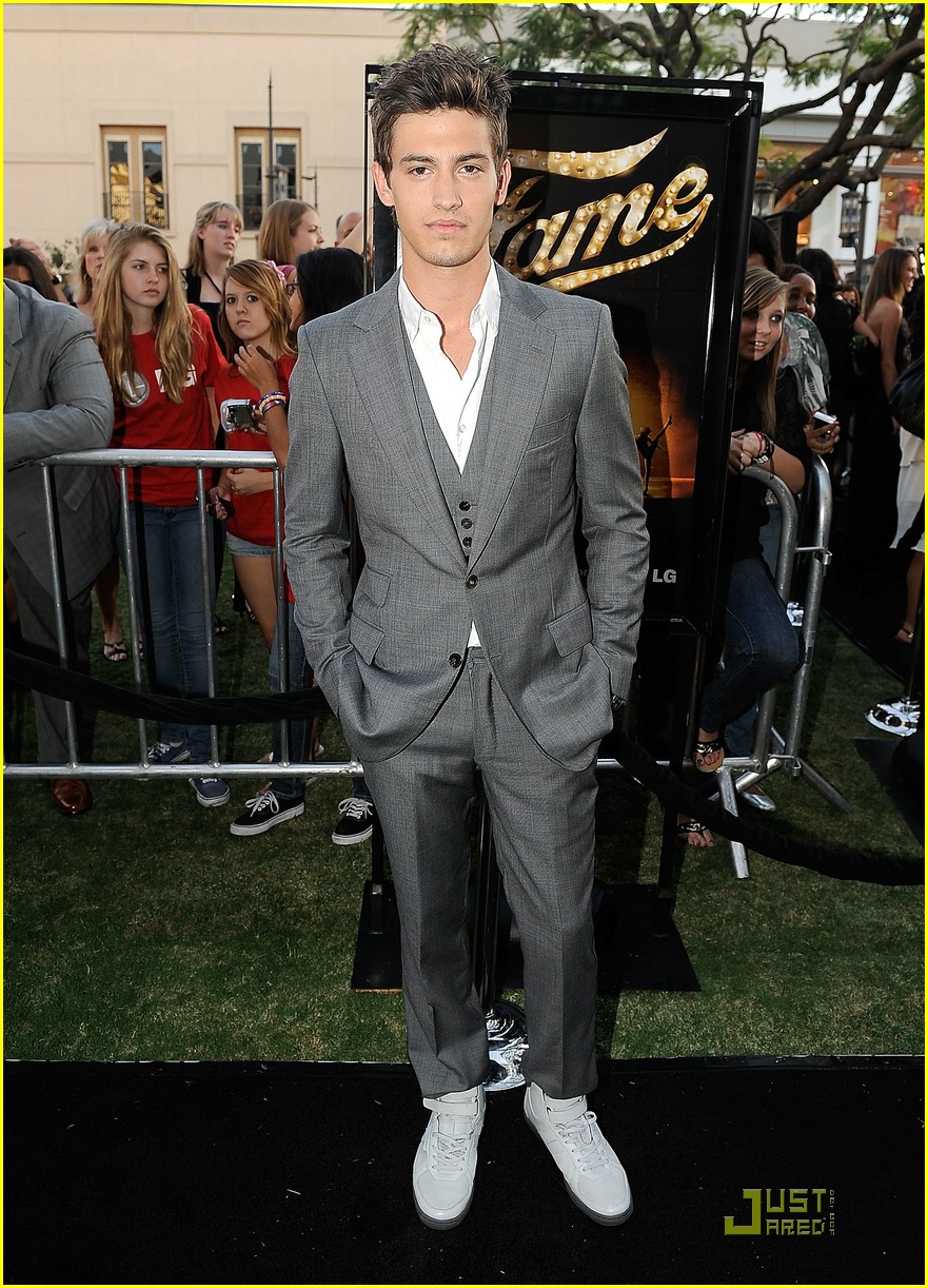 V Factory: Go See Fame! | Photo 297531 - Photo Gallery | Just Jared Jr.