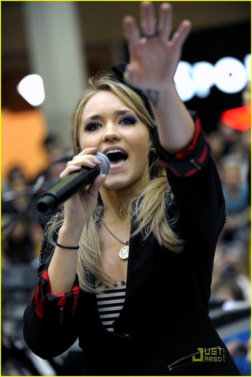 Emily Osment: Mayhem in Markville! | Photo 334201 - Photo Gallery ...