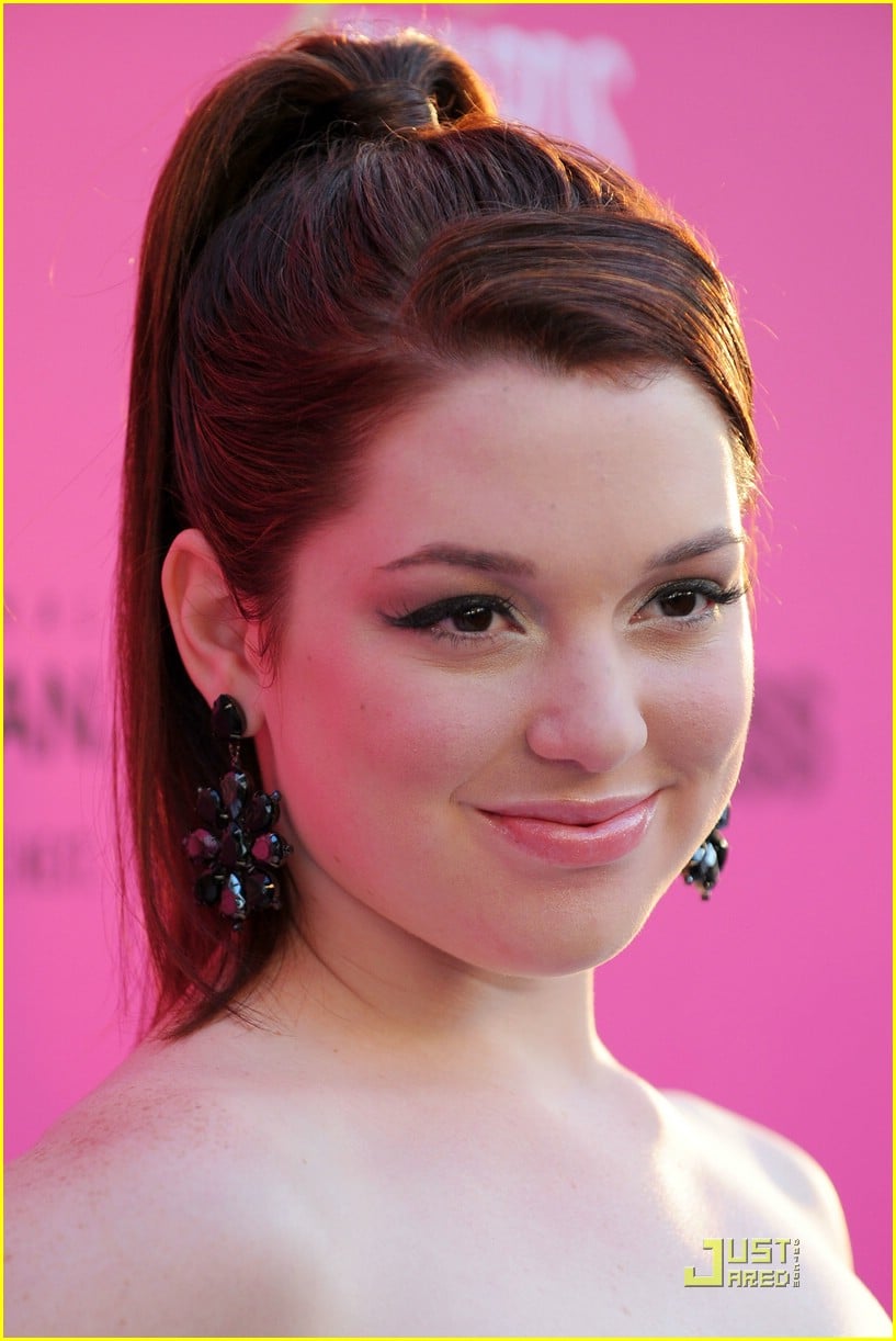 Jennifer Stone Stuns At The Style Awards | Photo 312371 - Photo Gallery ...