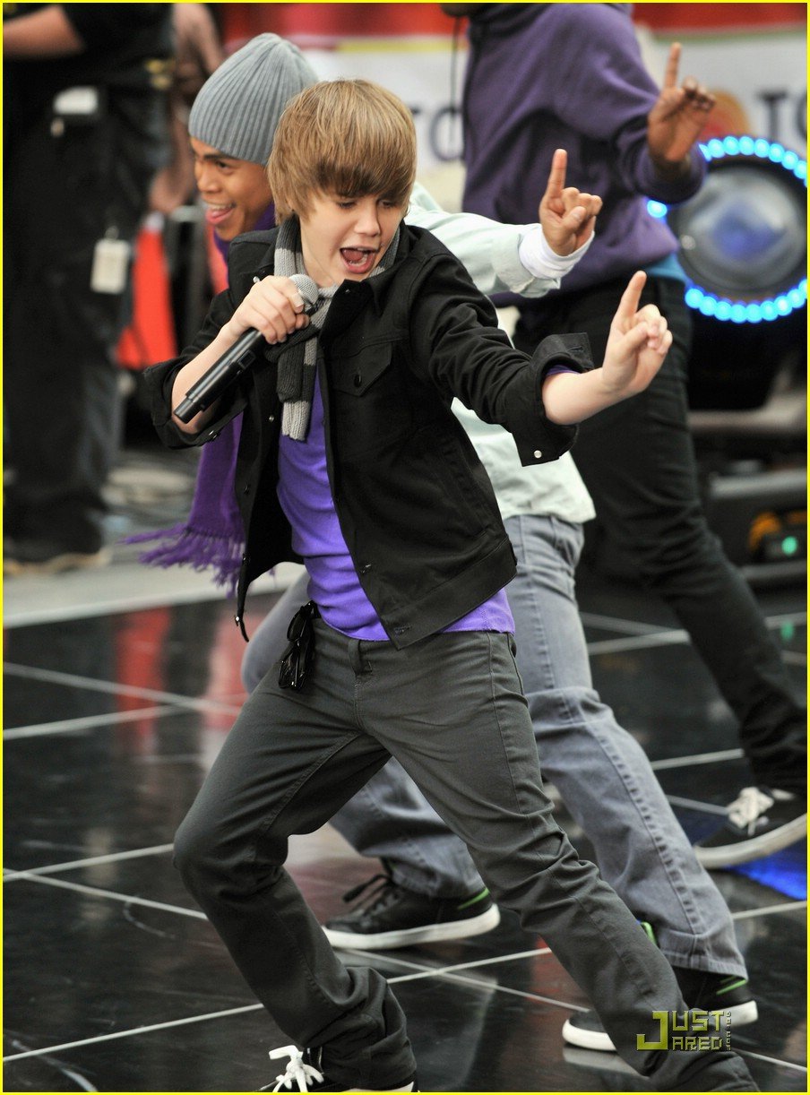 Justin Bieber Performs On The Today Show | Photo 312831 - Photo Gallery ...