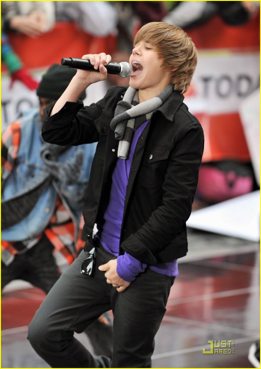 Justin Bieber Performs On The Today Show | Photo 312871 - Photo Gallery ...