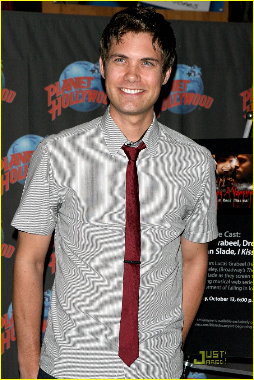 Lucas Grabeel Premieres I Kissed A Vampire | Photo 314731 - Photo ...