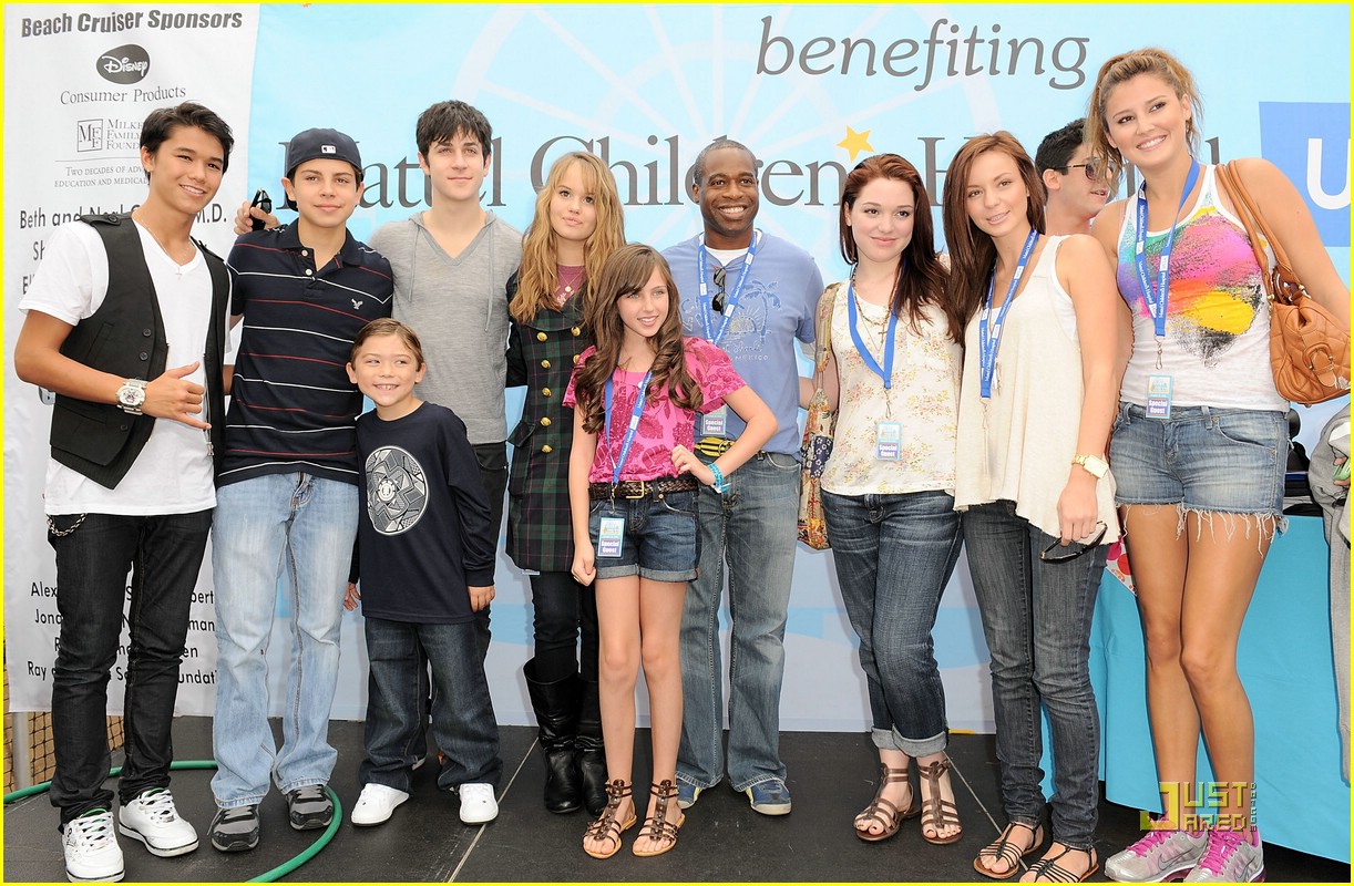 Ryan Newman: Party At The Pier! | Photo 320131 - Photo Gallery | Just ...