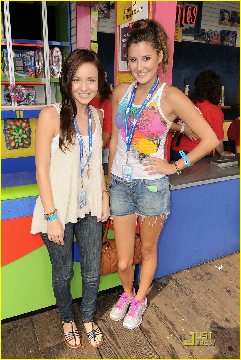 Samantha Droke & Jennifer Stone: Mattel Mates | Photo 320041 - Photo ...