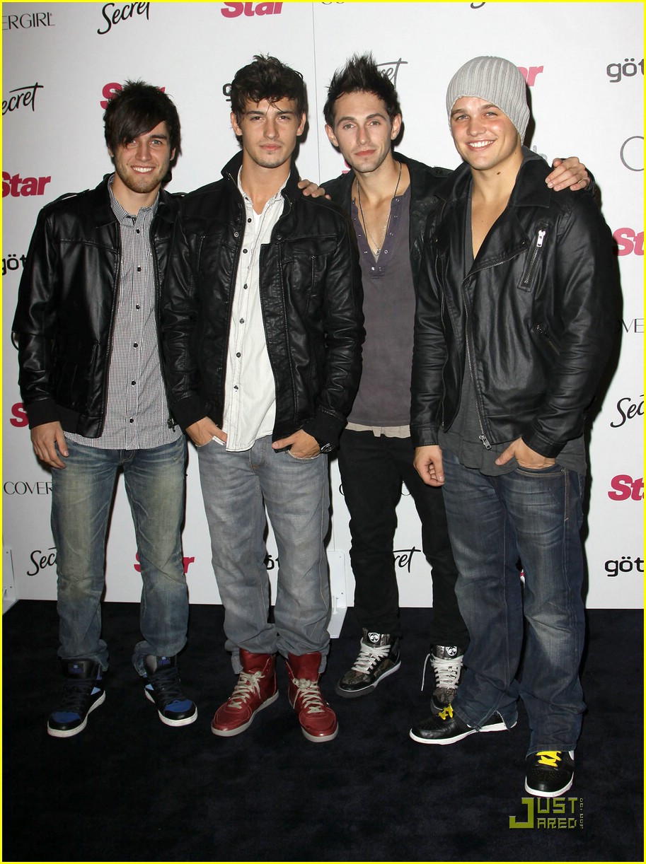 V Factory Are Star Studs | Photo 314461 - Photo Gallery | Just Jared Jr.