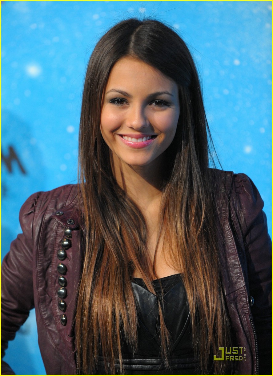 Victoria Justice is Scream Award Stunning | Photo 320441 - Photo ...