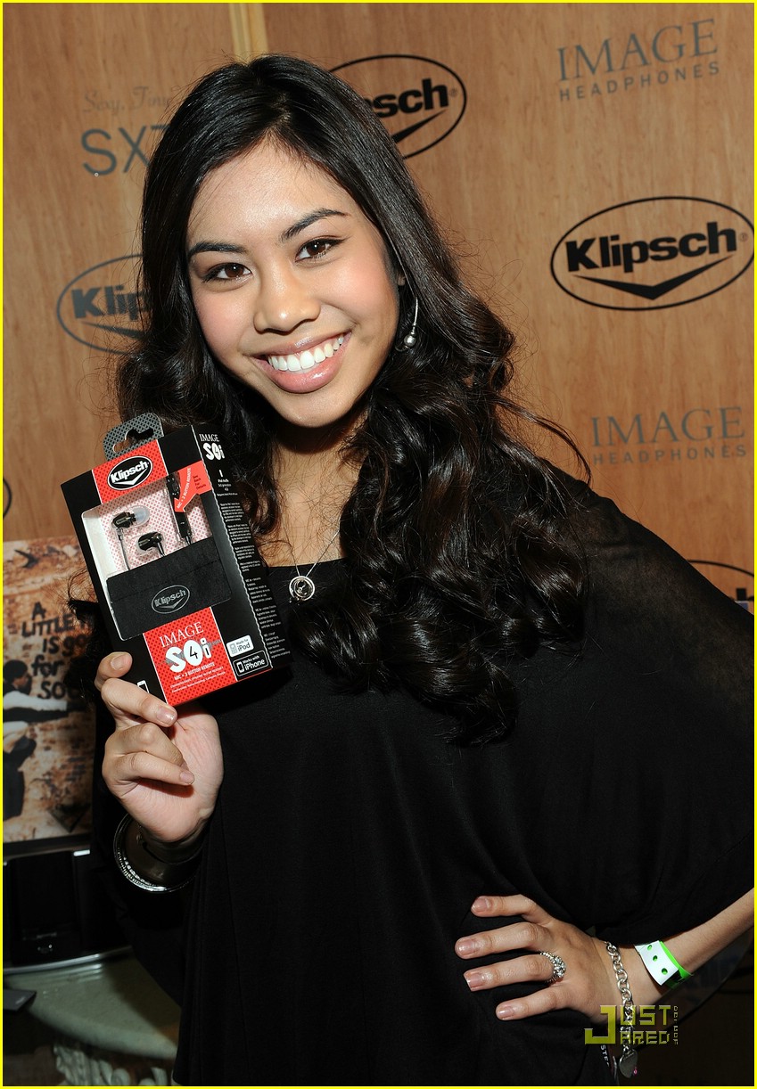 Ashley Argota is AMA-zing | Photo 350104 - Photo Gallery | Just Jared Jr.